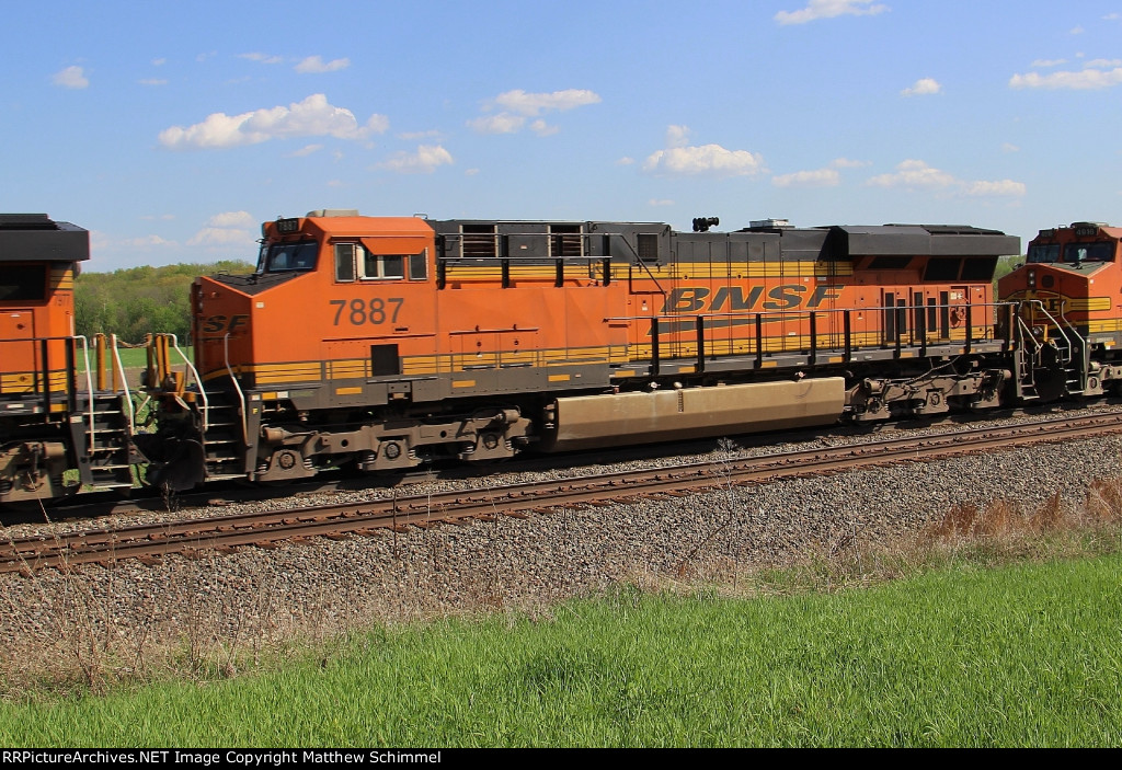 BNSF 7887